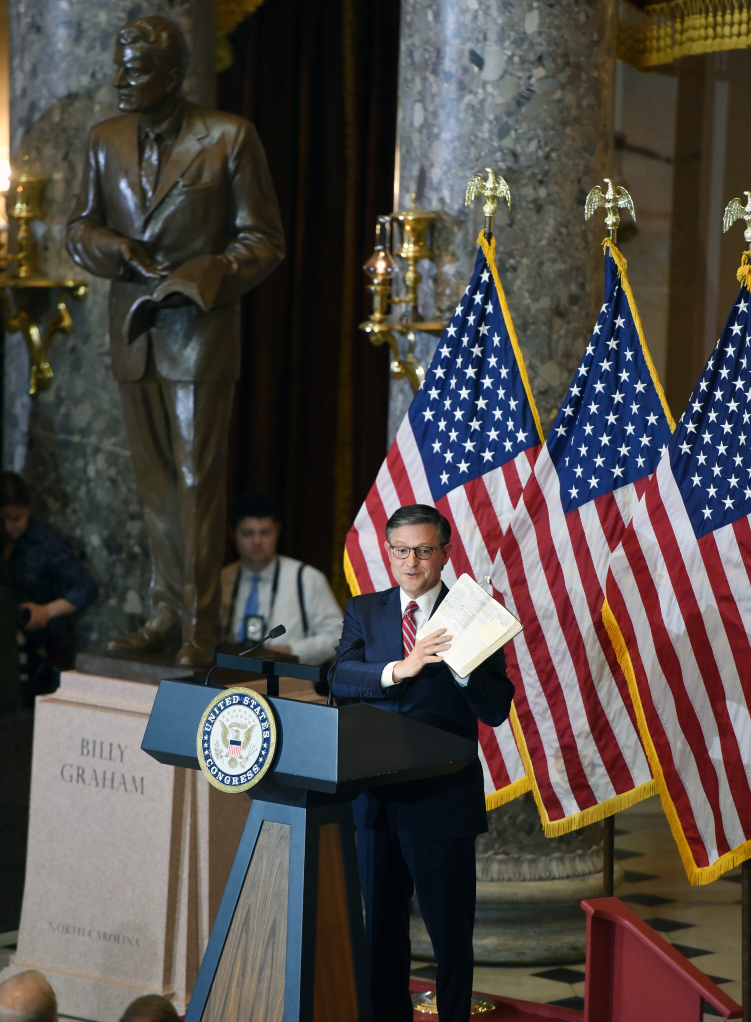 Gospel invitation given at Statuary Hall unveiling of Billy Graham ...