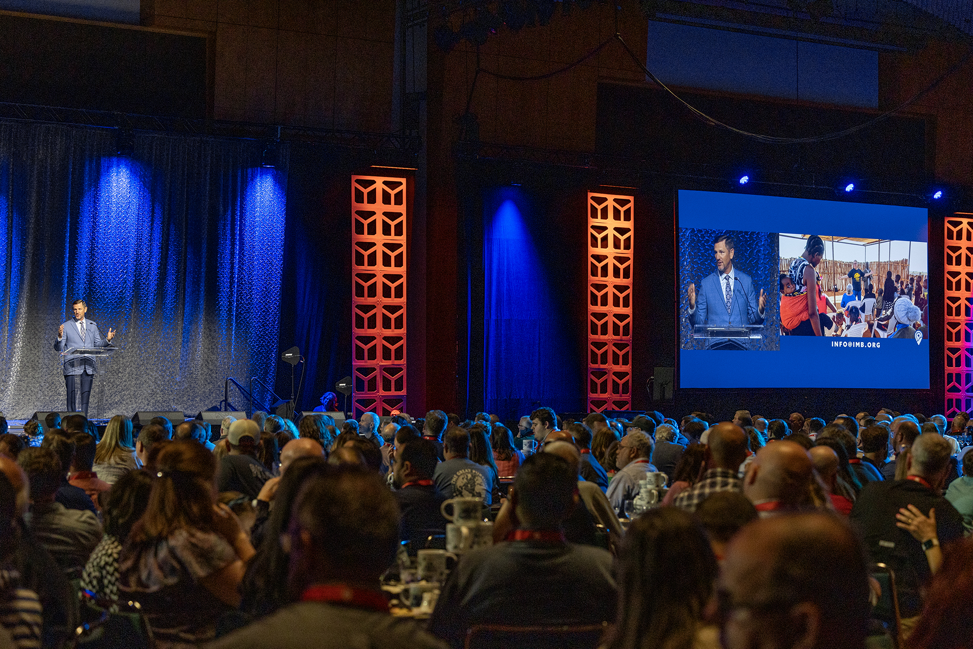 IMB dinner focuses on faces of lostness | Baptist Press