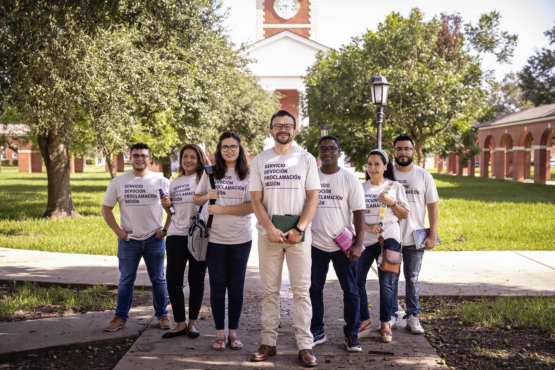FROM THE SEMINARIES: NOBTS Spanish program grows; SWJT announces book ...