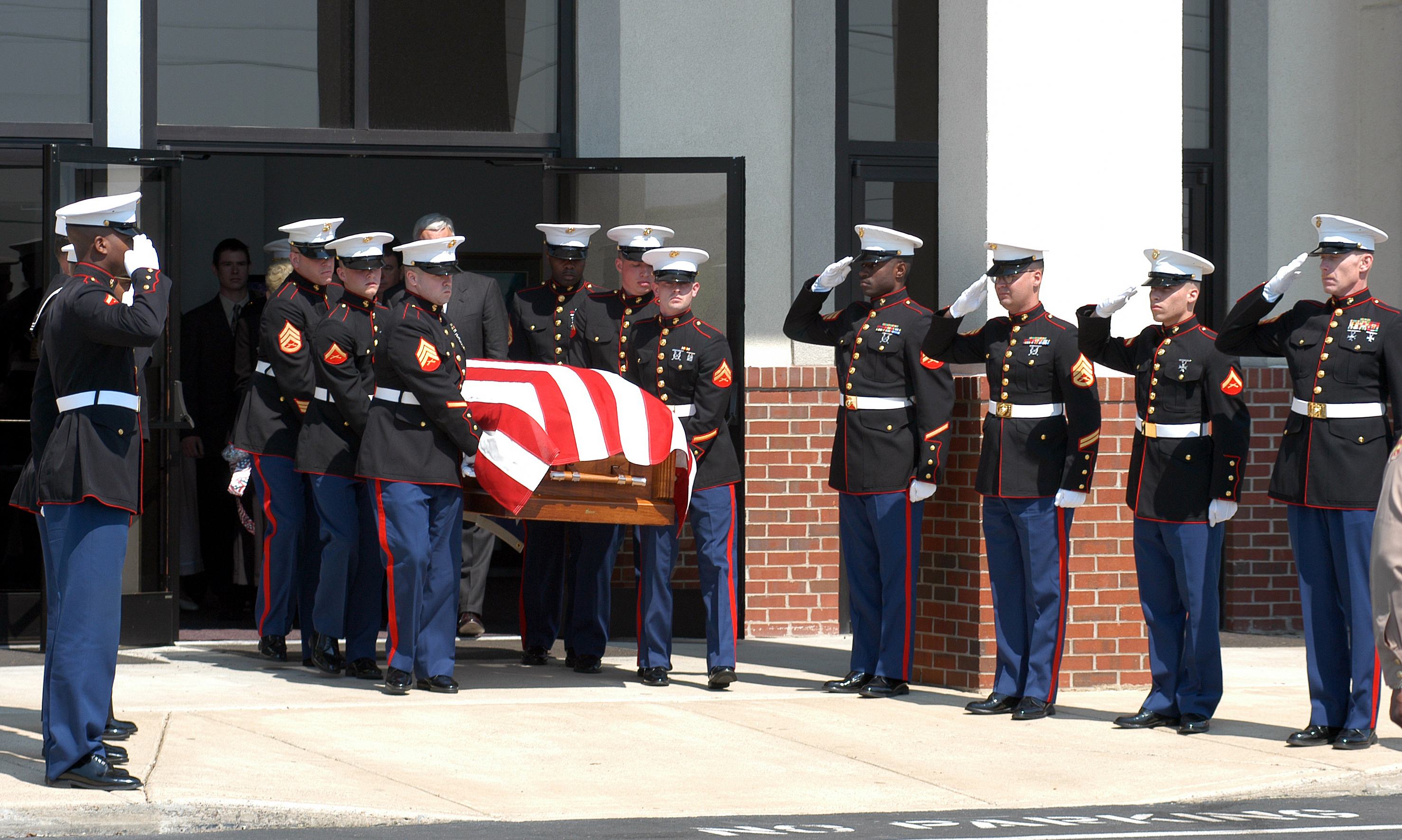 Honoring a fallen Marine | Baptist Press