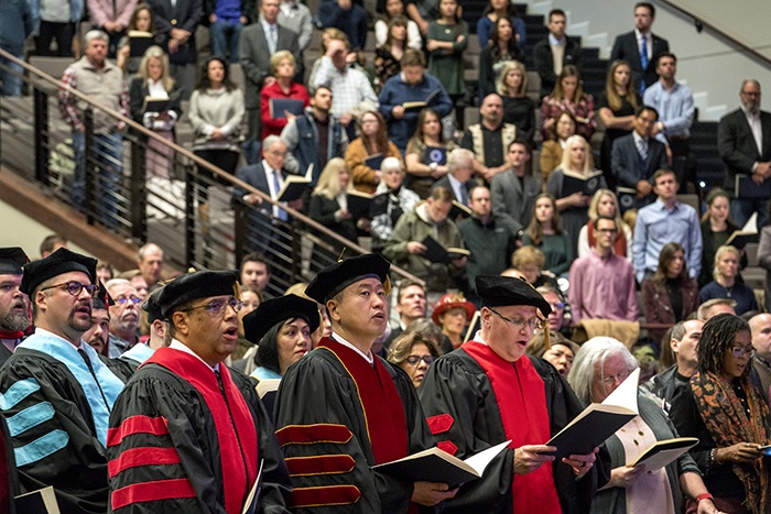 Be 'coast-busters,' Bingham exhorts SWBTS grads | Baptist Press